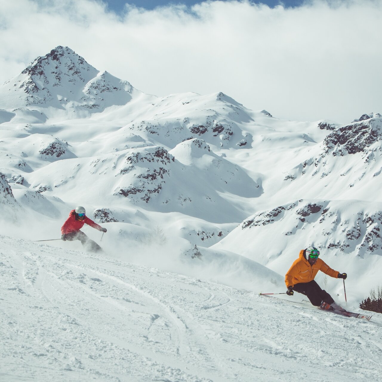 Alpine skiing and snowboarding in Bormio